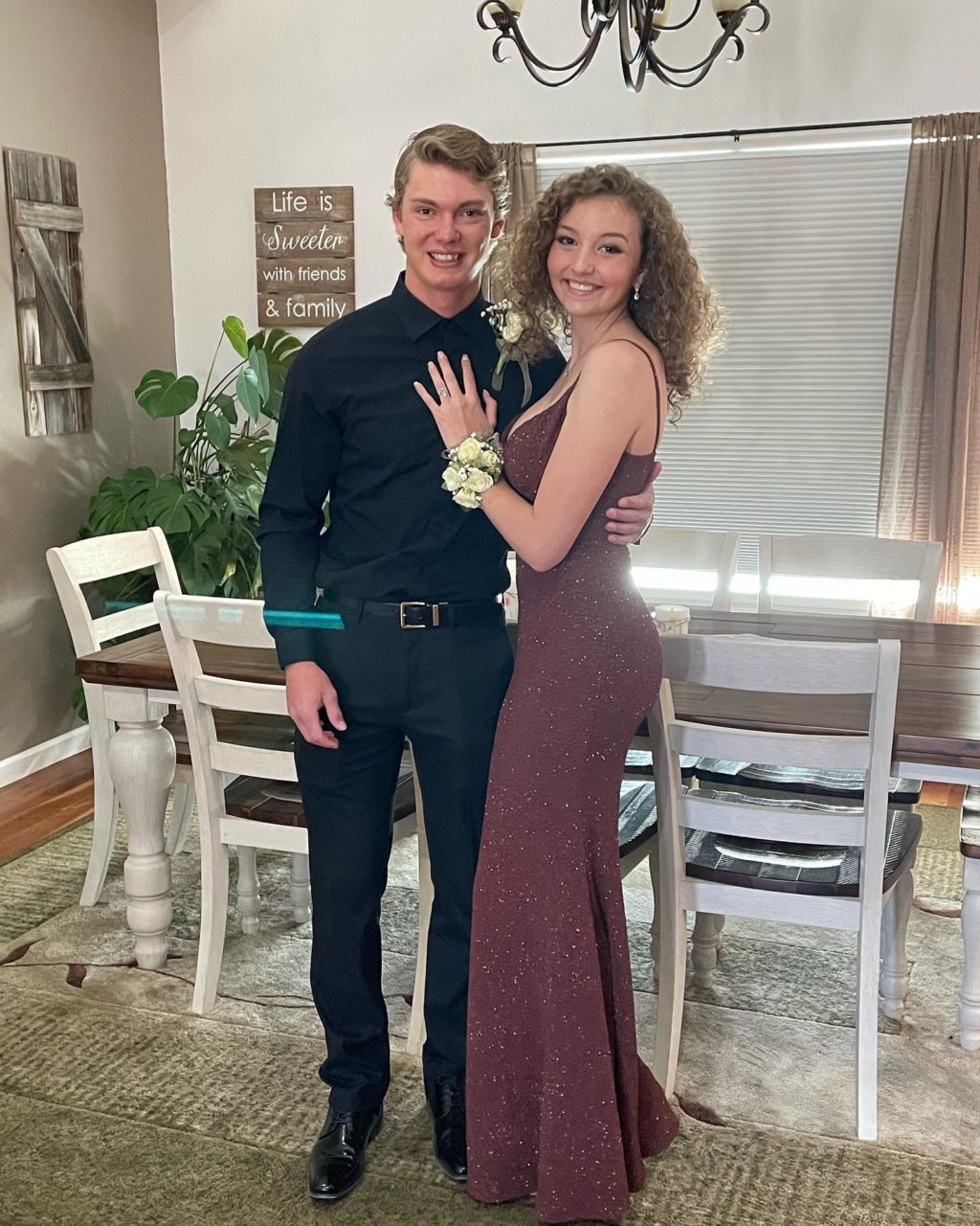 Yerington High School Prom Rocks at Pioneer Crossing – Pizen Switch Times