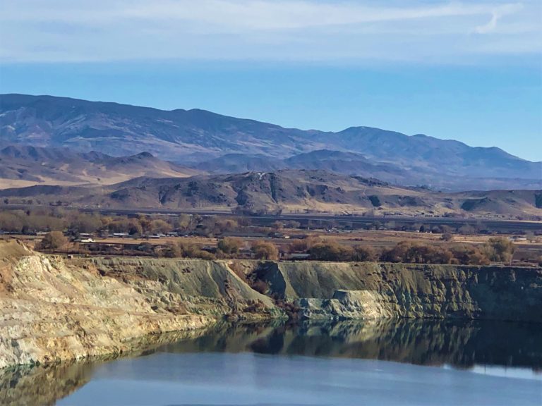 Anaconda Pit Viewpoint 2022 Nov 30 (11) – Pizen Switch Times