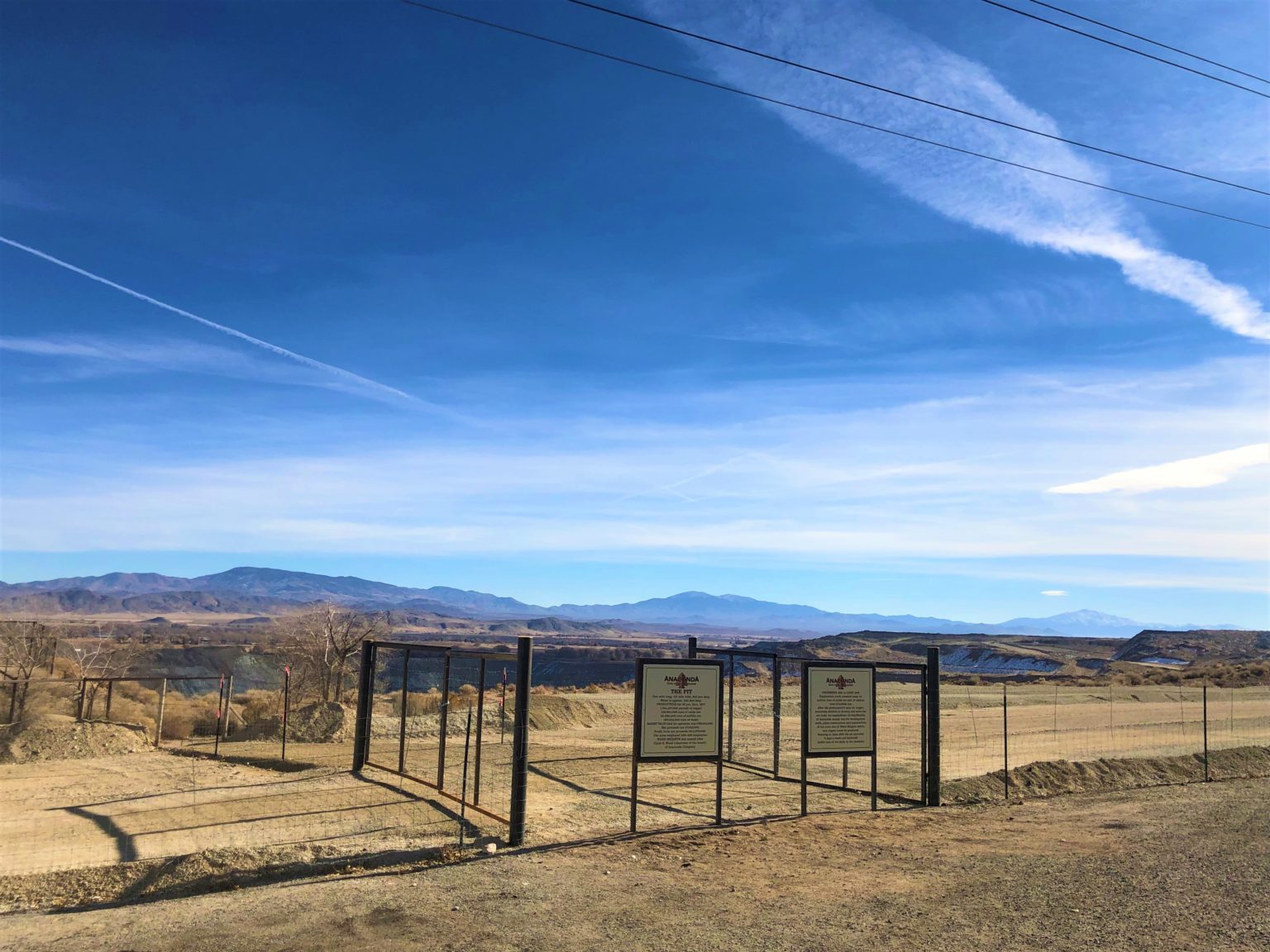 Anaconda Pit Viewpoint 2022 Nov 30 – The Pizen Switch Times