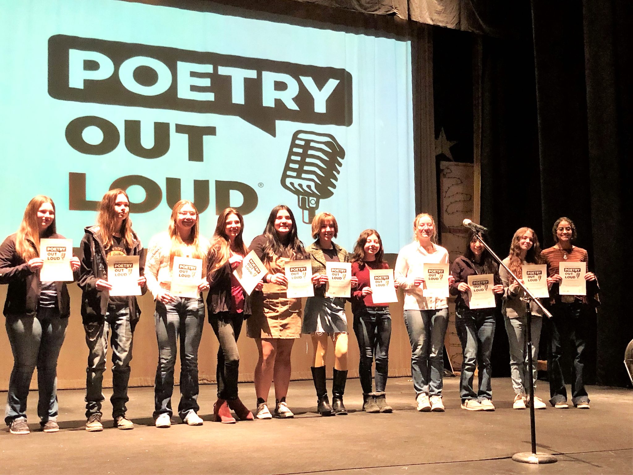 Poetry Out Loud: 12 YHS Finalists Competed to Gain 1st Place to Advance ...